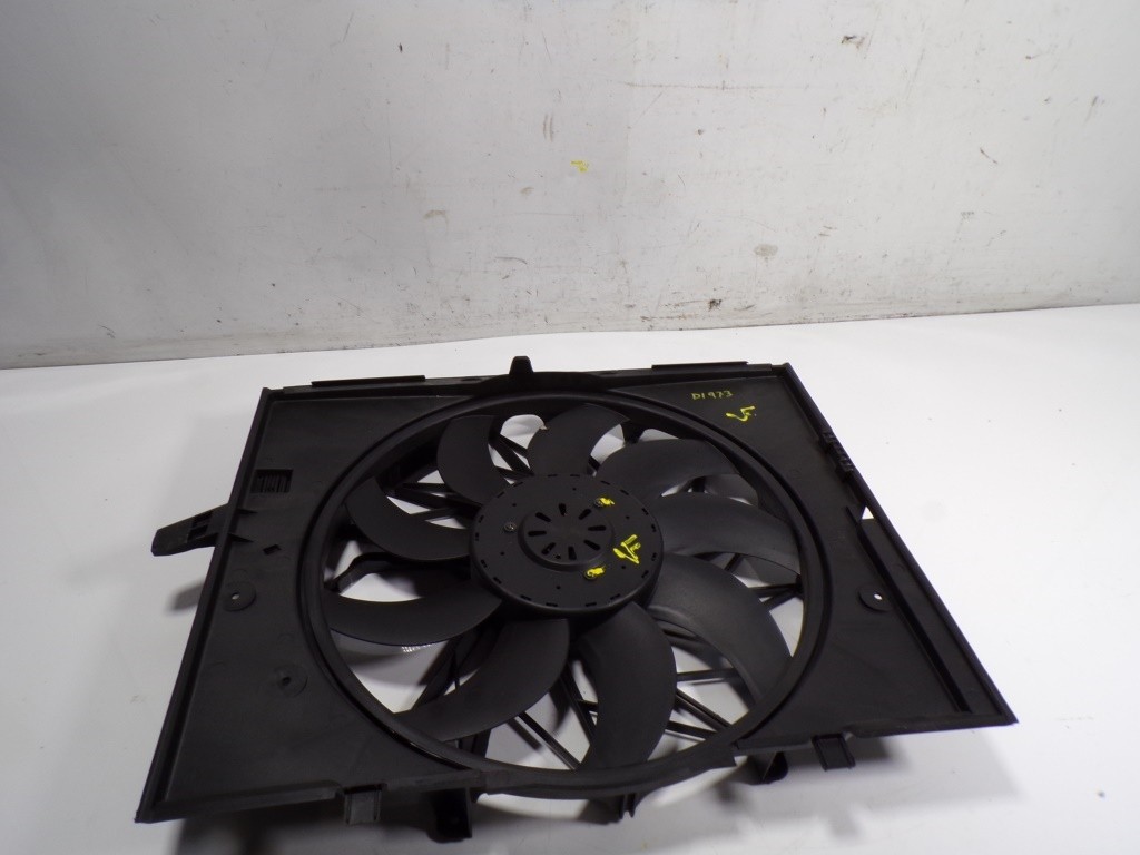 Radiator fan BMW 6 (E63) 645 Ci 9534949 | B-Parts