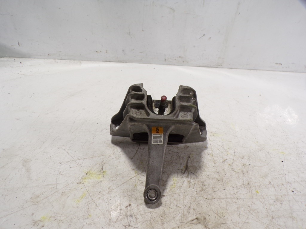 Engine mount HYUNDAI KONA (OS, OSE, OSI) 9084174 | B-Parts
