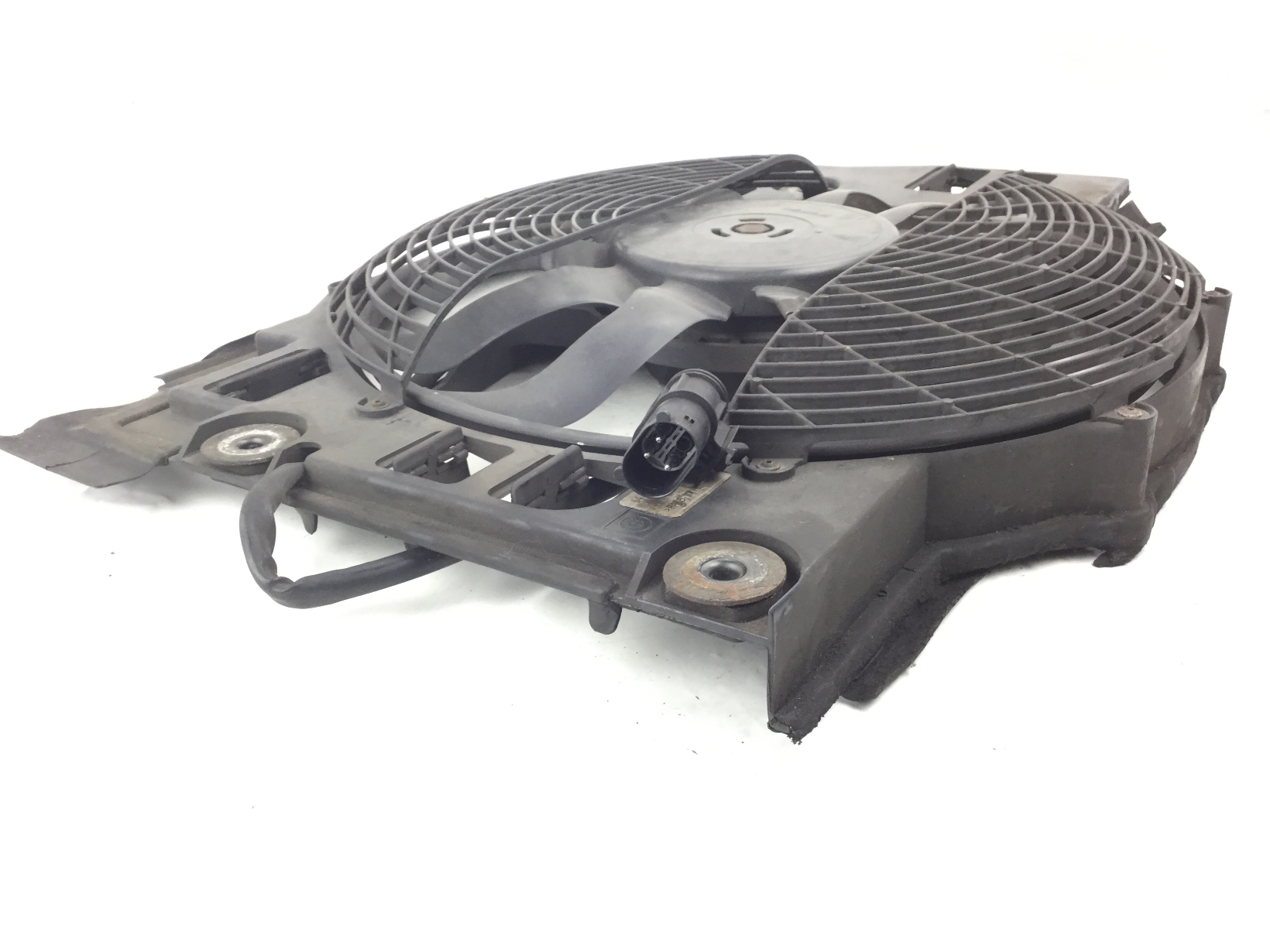 Radiator fan BMW 5 (E39) 520 i BMW: 64.54-6921396 | B-Parts