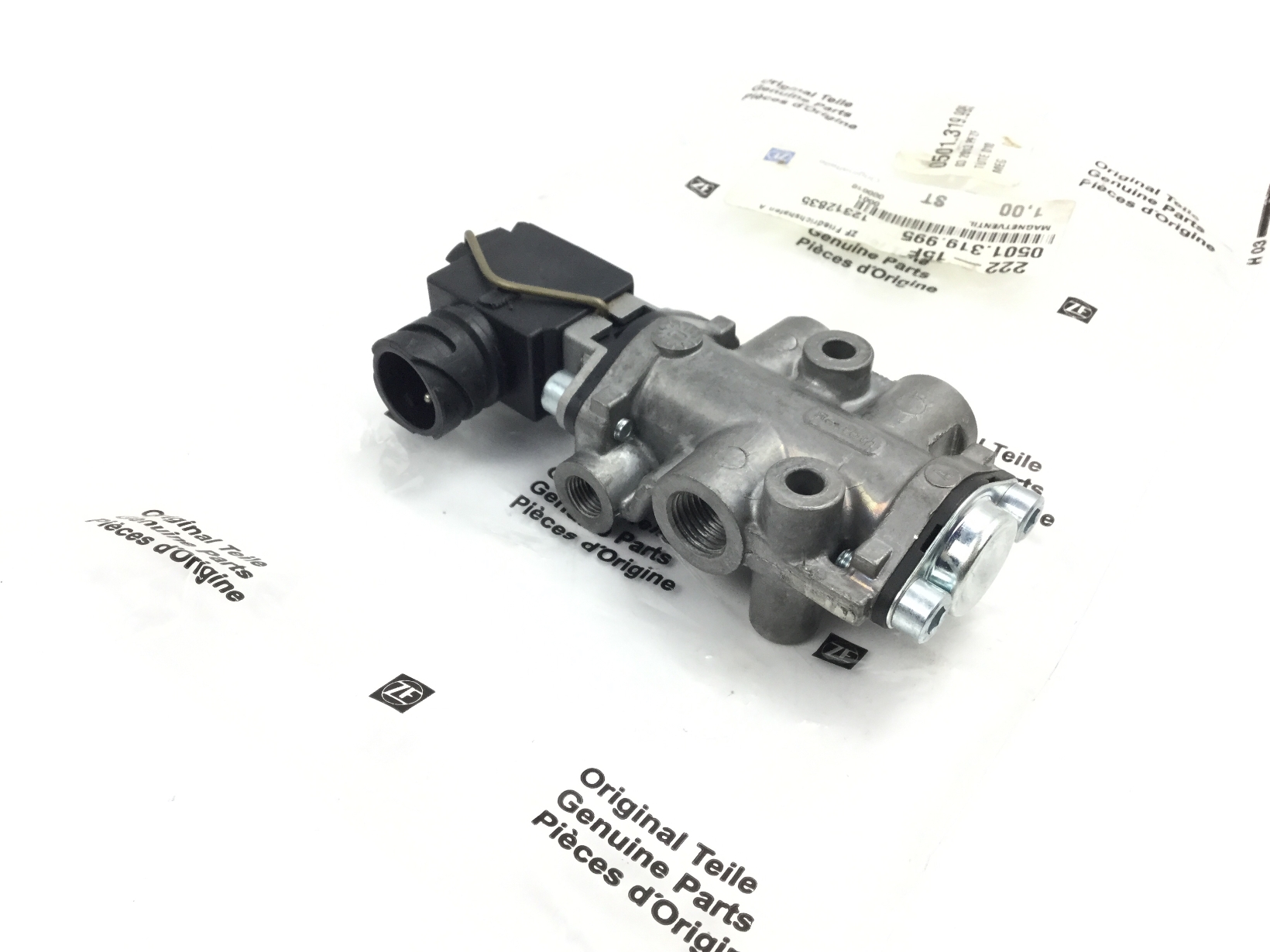 Egr IVECO DAILY III Bus 35 S 12, 35 C 12, 40 C 12 5026806 | B-Parts