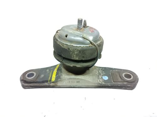 Engine mount VOLVO V40 Hatchback (525) D2 (120 hp) | B-Parts
