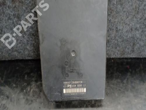 Fuse box RENAULT MEGANE III Hatchback (BZ0/1_, B3_) 1.5 dCi (BZ09, BZ0D ...