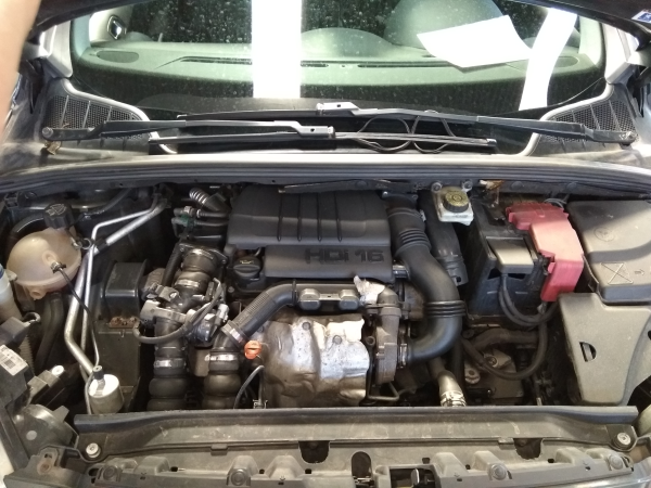 Engine PEUGEOT 308 SW I (4E_, 4H_) 1.6 HDi 9HZ | B-Parts