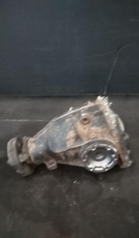 Rear differential MERCEDES-BENZ C-CLASS (W203) C 270 CDI (203.016 ...