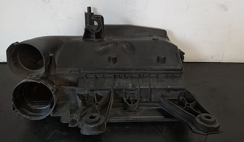 Air filter box PEUGEOT 2008 I (CU_) 1.6 HDi 4487366 | B-Parts