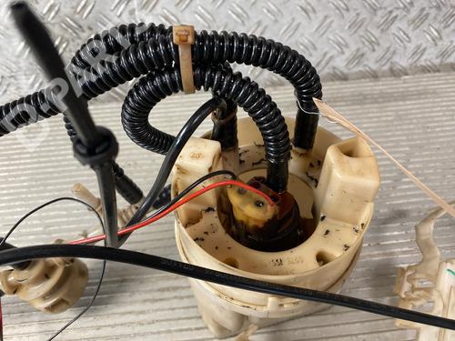 Fuel pump LAND ROVER RANGE ROVER SPORT I (L320) 2.7 D 4x4 10618696 | B ...
