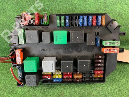 Fuse box MERCEDES-BENZ S-CLASS (W221) S 500 (221.071, 221.171) 11028593 ...