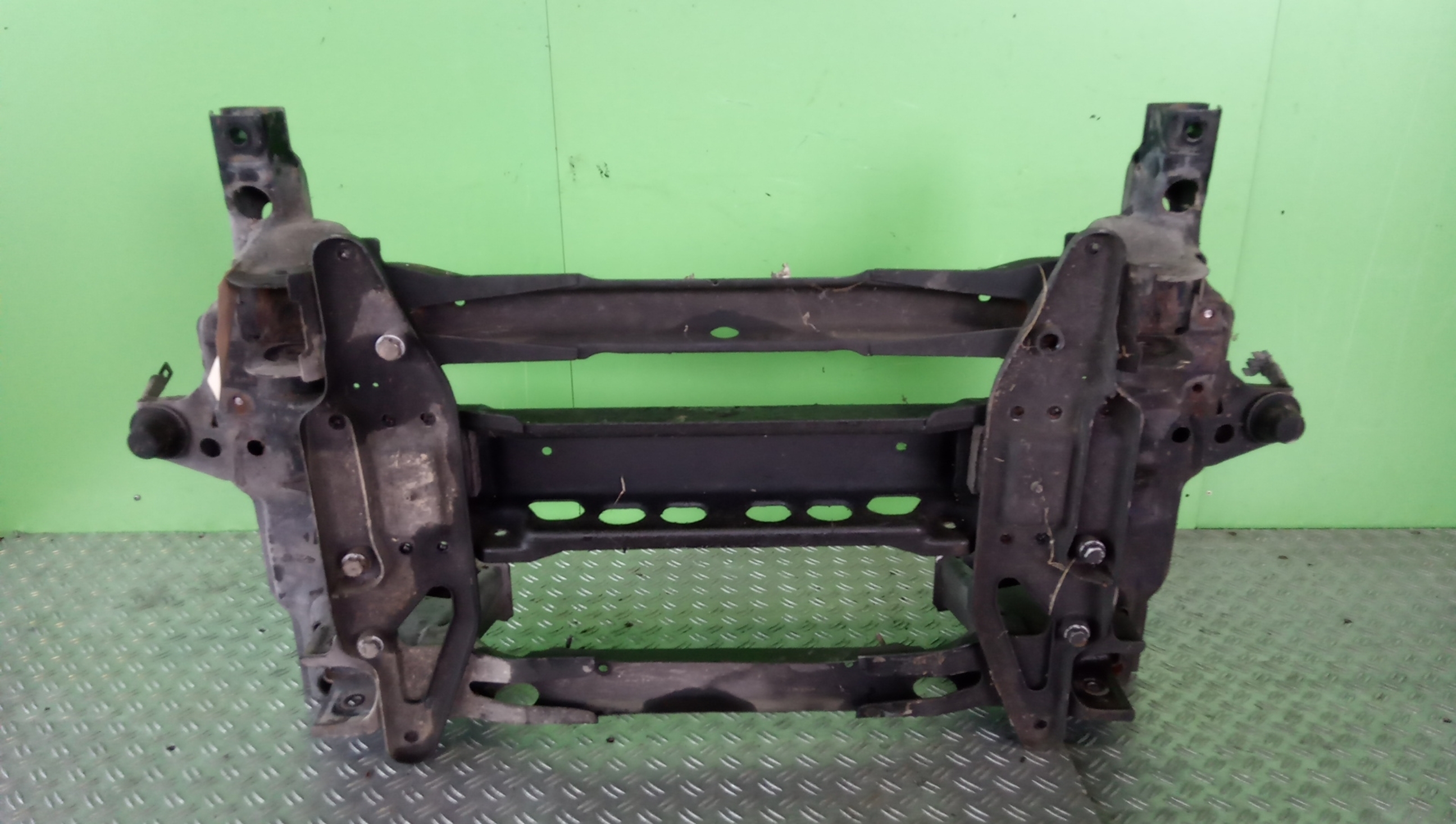 Subframe MERCEDES-BENZ SPRINTER 3,5-t Van (B906) 311 CDI (906.631, 906. ...