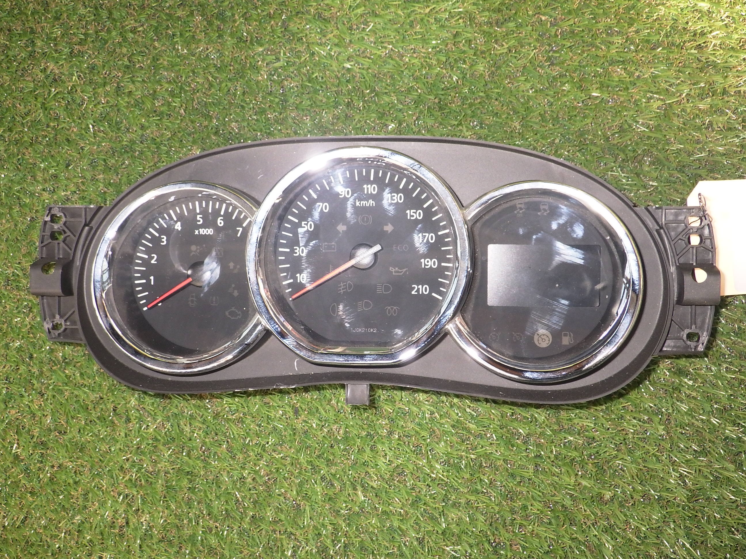 Instrument cluster DACIA DUSTER (HS_) 1.5 dCi 4920110 | B-Parts