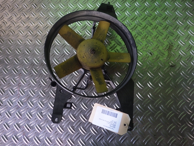Radiator fan NISSAN MICRA II (K11) 1.0 i 16V 4924969 | B-Parts