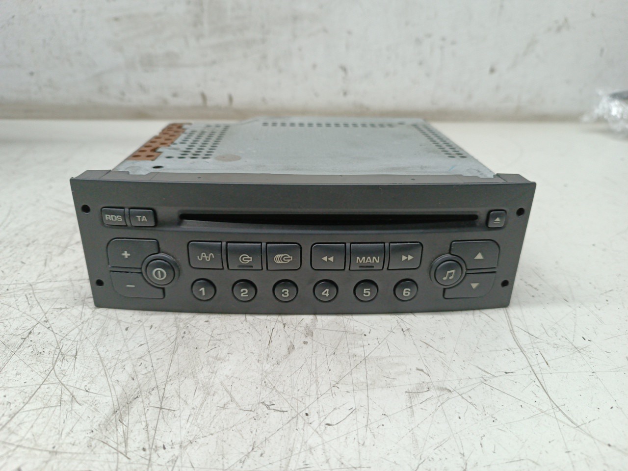 Auto-radio PEUGEOT 307 (3A/C) 1.4 HDi 17275761 | B-Parts