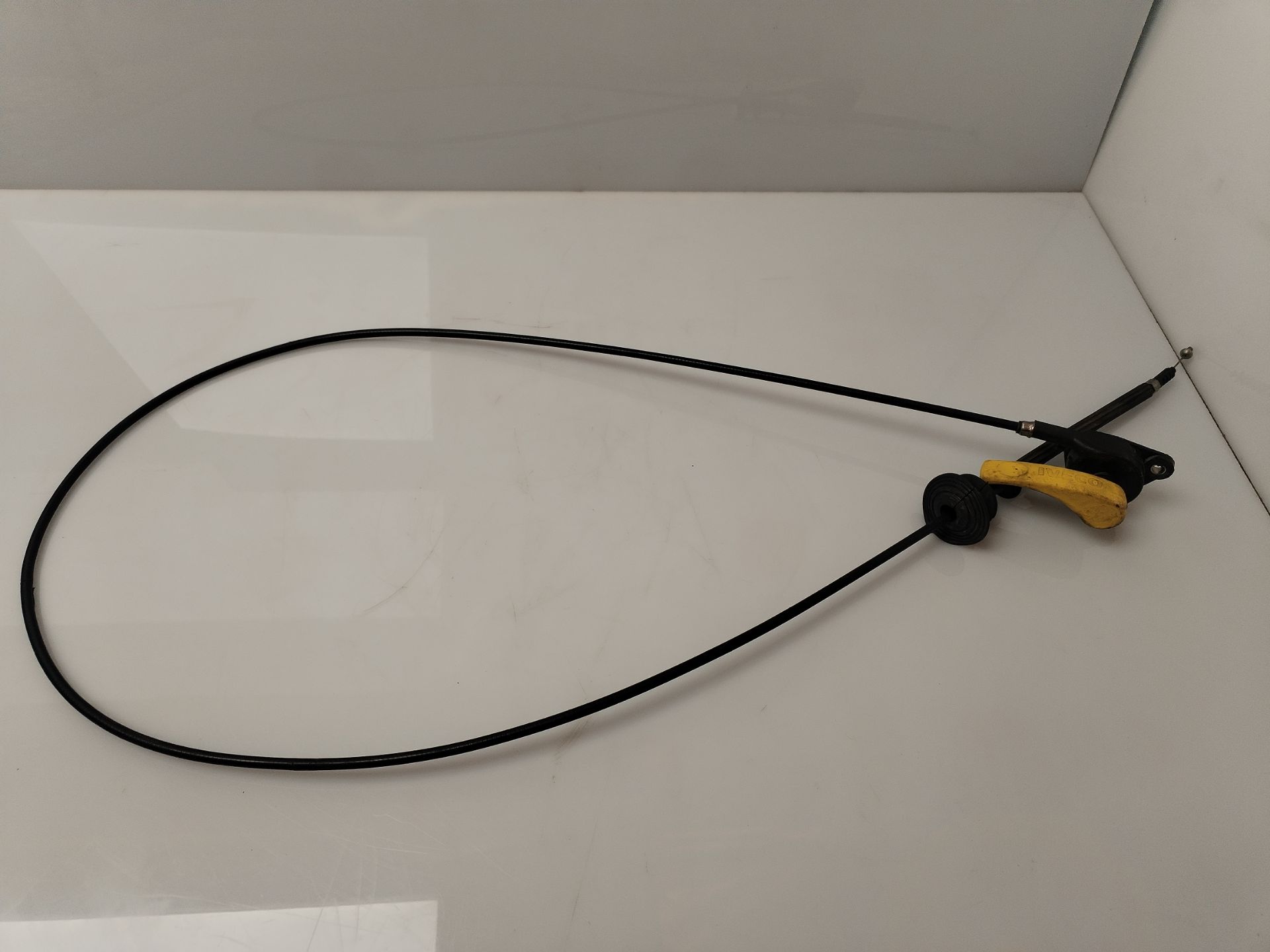 Hood lock IVECO DAILY V Van 31600523 | B-Parts