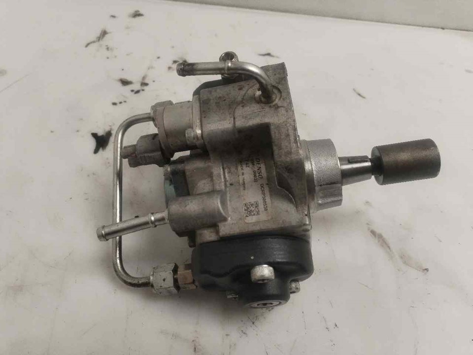 Injection pump NISSAN CABSTAR (F24M, F24W) 35.14 DCI, 45.14 DCI 2.5 ...