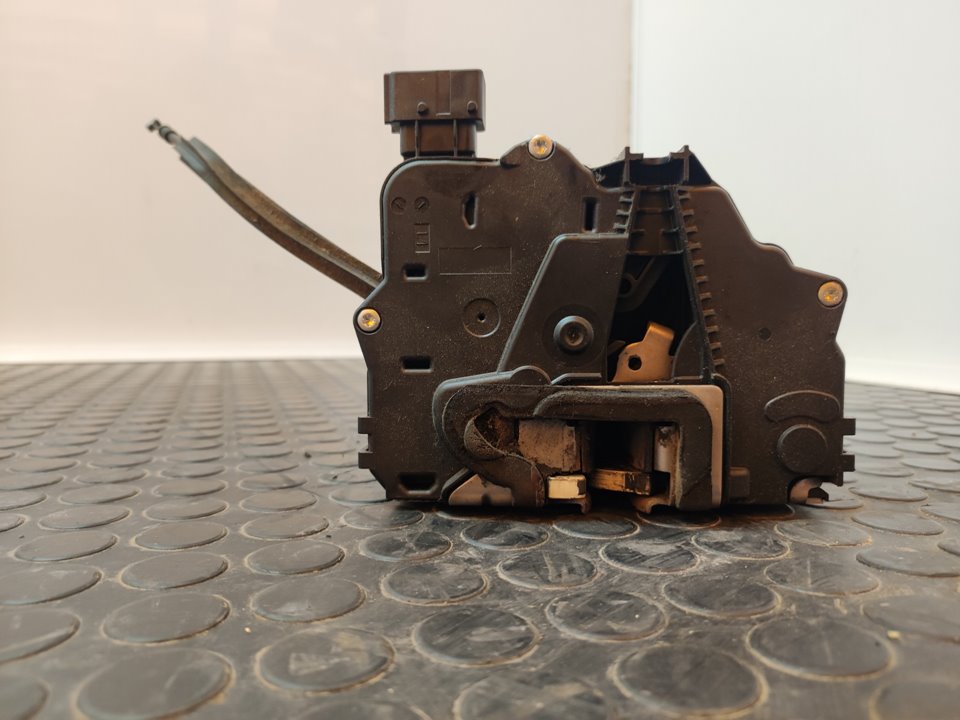 Serrure avant gauche FIAT DUCATO Van (250_) 115 Multijet 2,0 D 17500742 | B-Parts