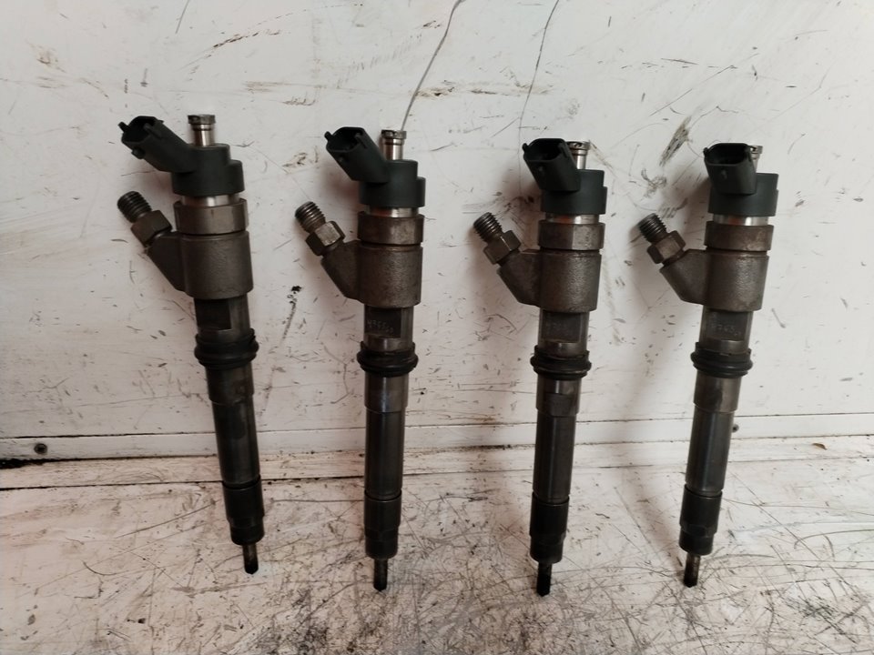 Injecteur IVECO DAILY III Van 17505753 | B-Parts