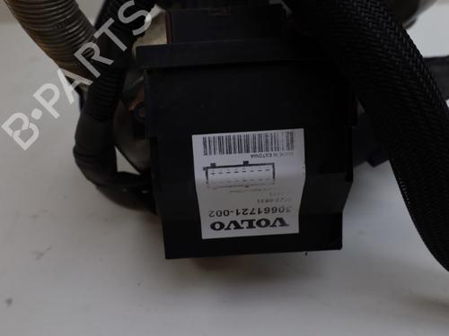 Other VOLVO V70 II (285) D5 18877919 | B-Parts