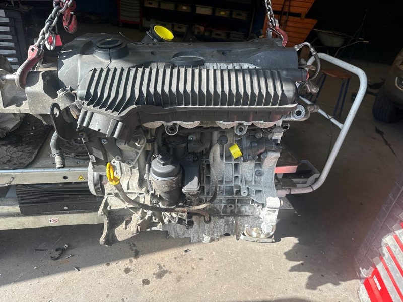 Engine VOLVO S80 II (124) 2.5 T 19701168 | B-Parts