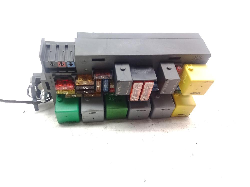 Fuse box MERCEDES-BENZ GL-CLASS (X164) GL 320 CDI 4-matic (164.822 ...