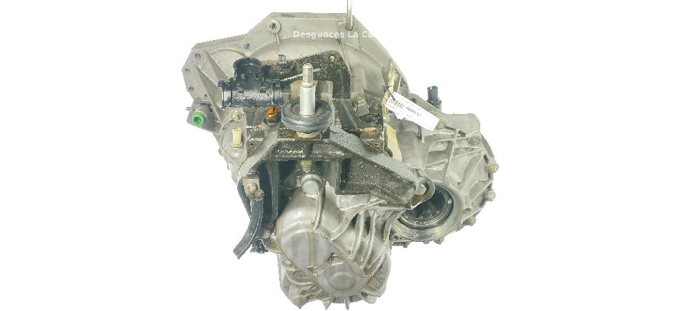 Manual gearbox RENAULT MASTER II Van (FD) 2.5 dCi 120 18357789 | B-Parts