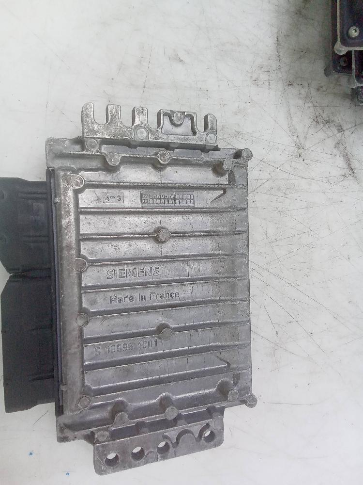 Calculateur moteur (ecu) MINI MINI (R50, R53) Cooper 18595845 | B-Parts