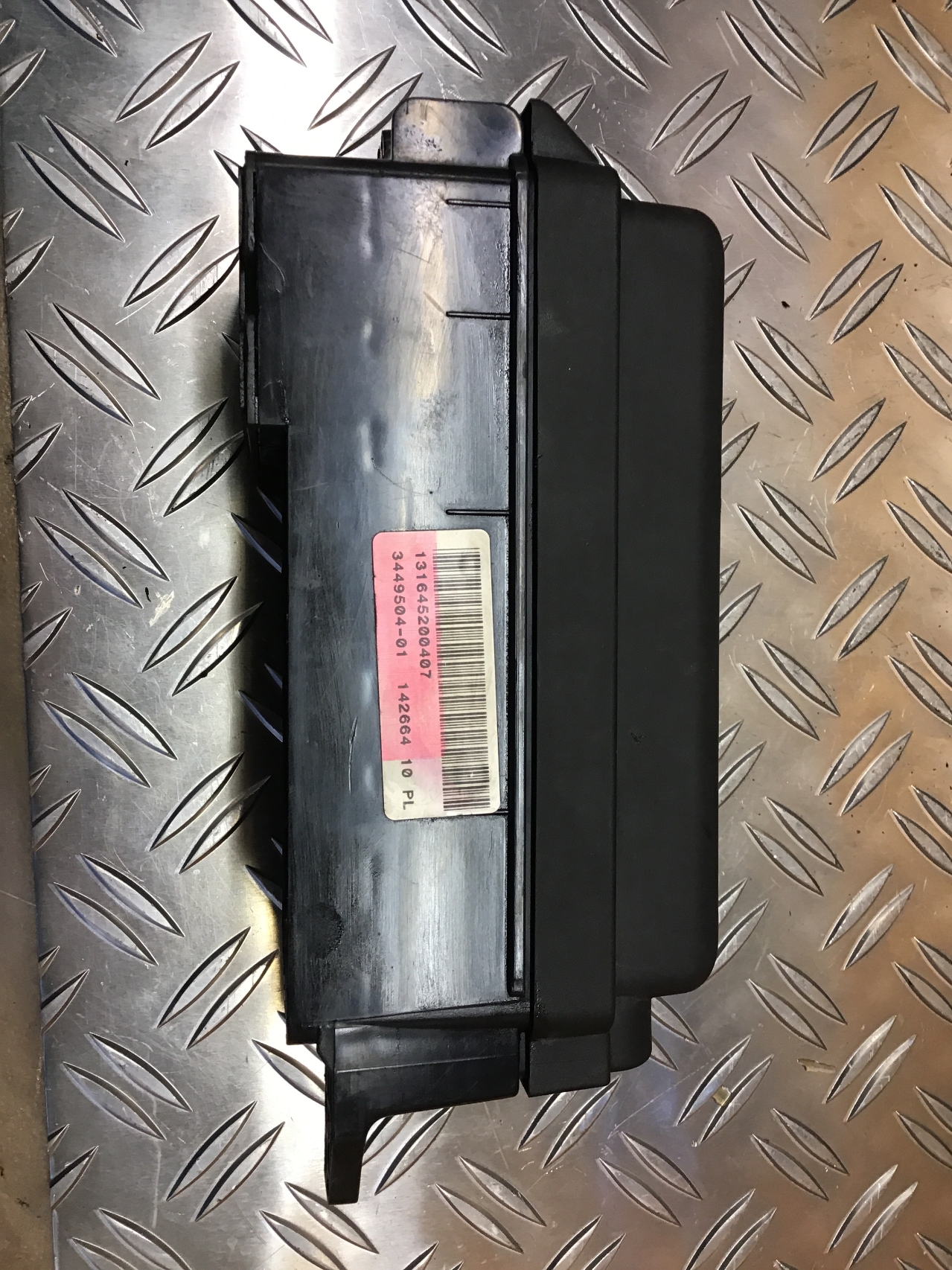 Fuse box MINI MINI (R56) One 5217499 | B-Parts