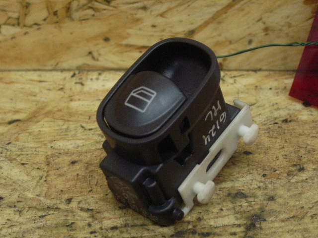 Switch MERCEDES-BENZ C-CLASS (W203) C 180 (203.035) 5051950 | B-Parts