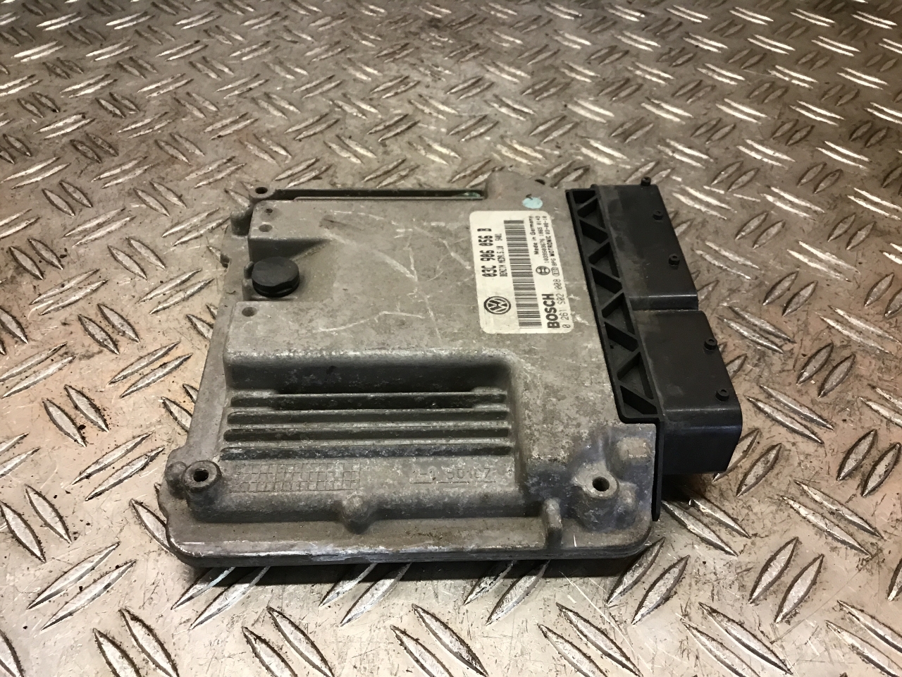 Engine control unit (ECU) VW GOLF V (1K1) 1.6 FSI 9689660 | B-Parts