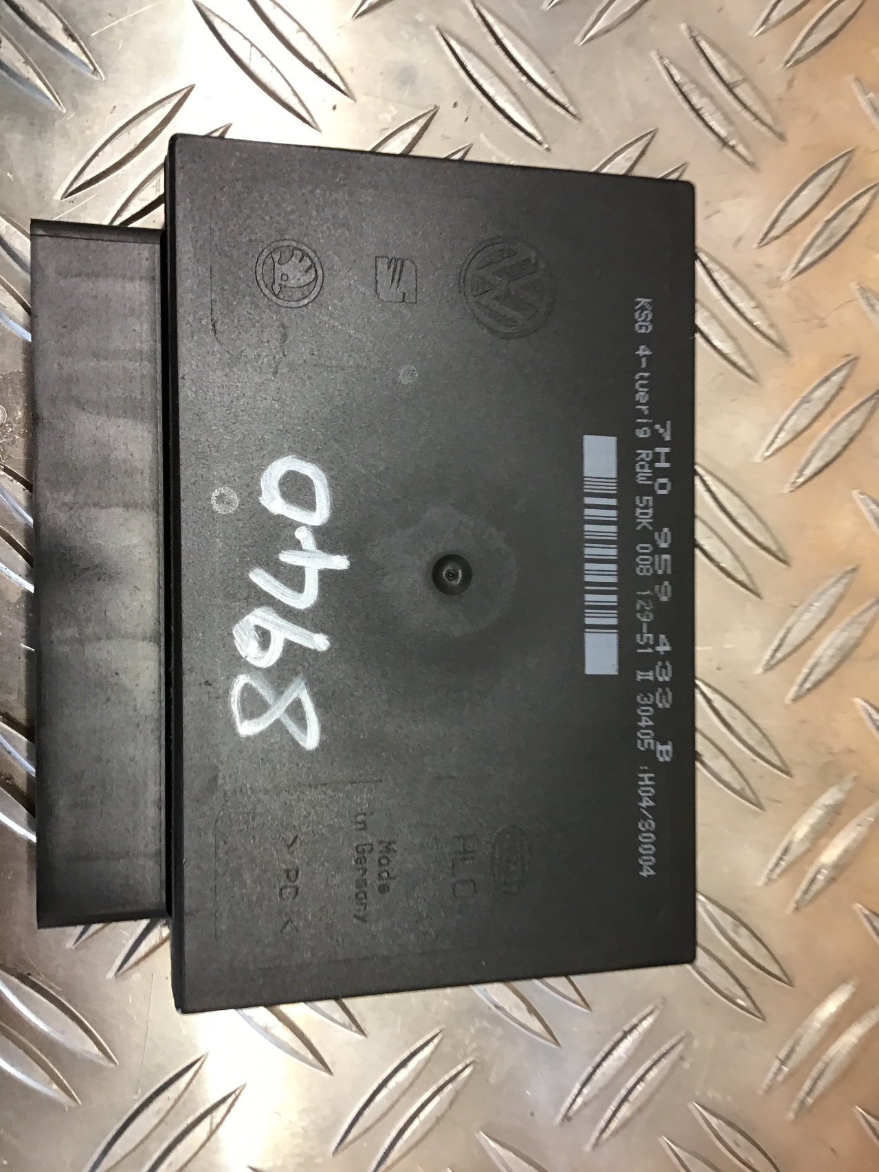 Comfort control module VW TRANSPORTER T5 Bus (7HB, 7HJ, 7EB, 7EJ) 2.5 ...