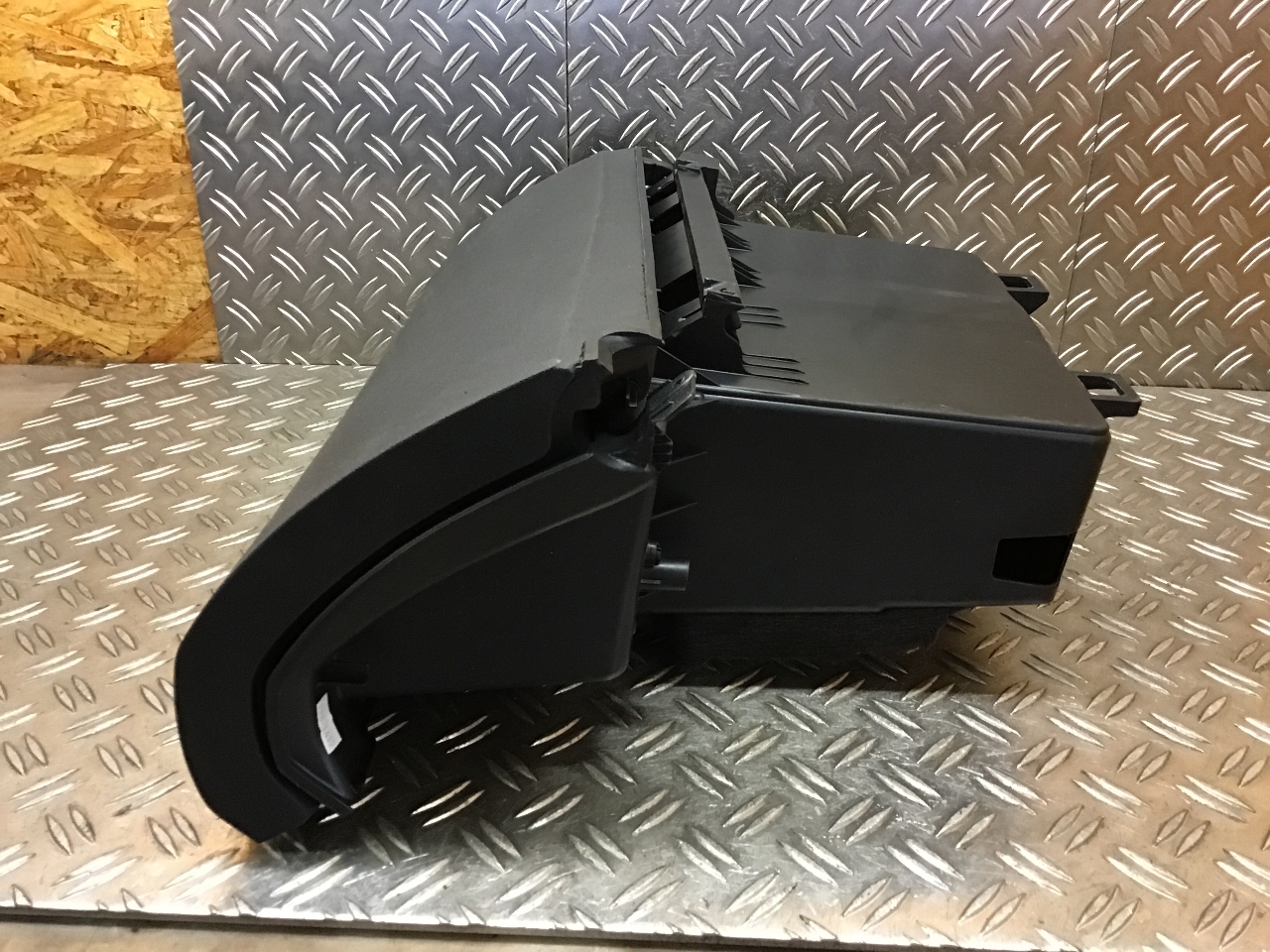 Glove box MERCEDES-BENZ A-CLASS (W169) A 150 (169.031, 169.331) 8498641 ...
