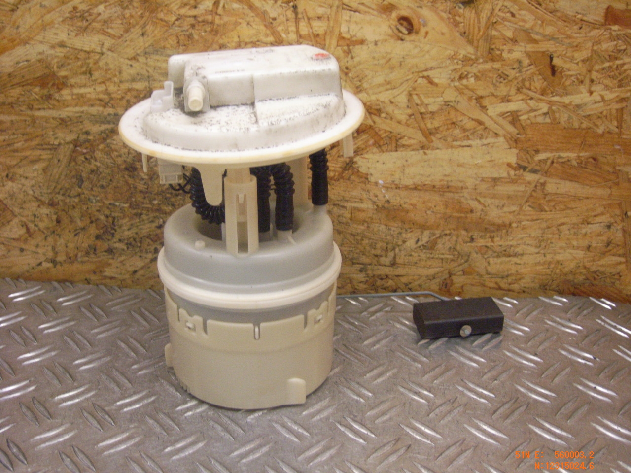Fuel pump PEUGEOT 307 (3A/C) 1.6 16V 5058936 | B-Parts