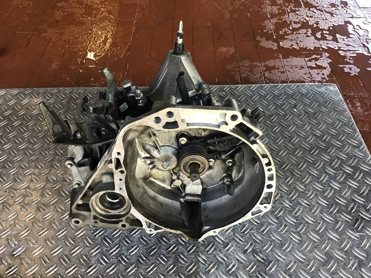 Gearbox NISSAN NOTE (E11, NE11) 1.4 10905342 | B-Parts