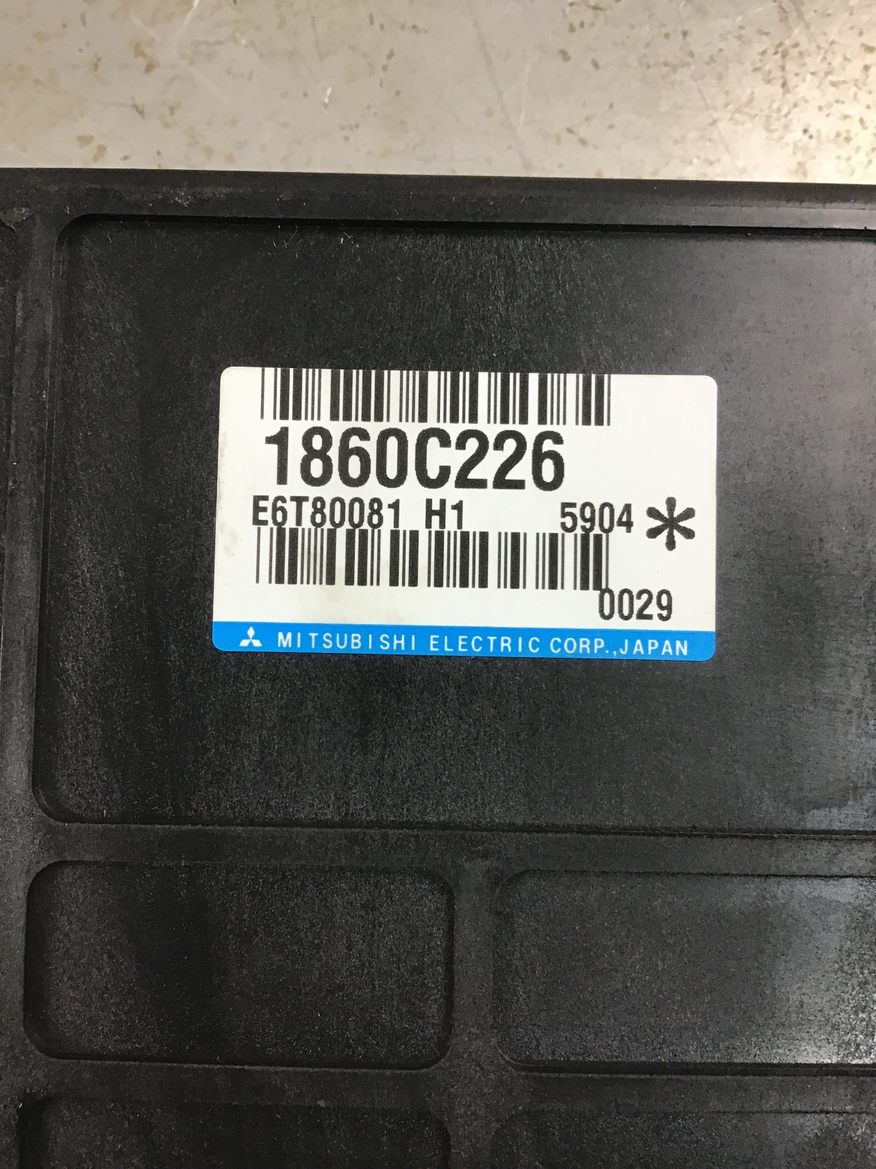 Engine control unit (ECU) MITSUBISHI MIRAGE / SPACE STAR VI Hatchback ...