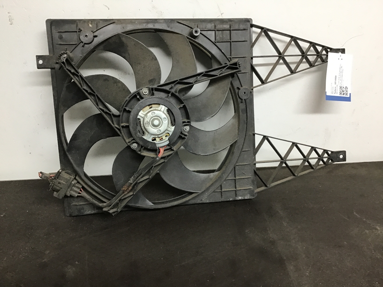 Radiator fan VW POLO (9N_, 9A_) 1.4 TDI 7315615 | B-Parts