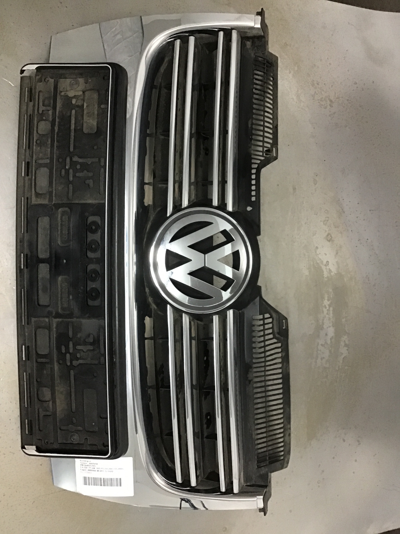 Front grille VW GOLF V (1K1) 1.9 TDI 5063740 | B-Parts