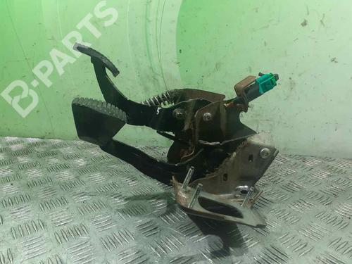Clutch pedal CITROËN BERLINGO / BERLINGO FIRST Box Body/MPV (M_) 11225716 | B-Parts