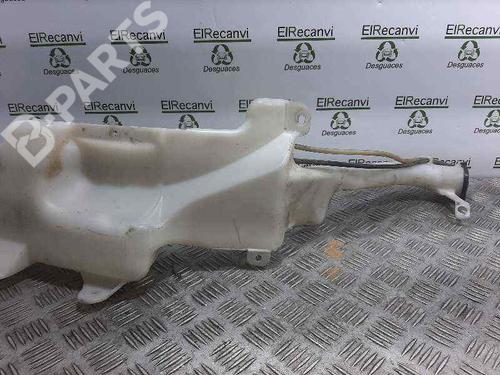 Windscreen washer tank TOYOTA RAV 4 II (_A2_) 2.0 4WD (ACA21, ACA20 ...