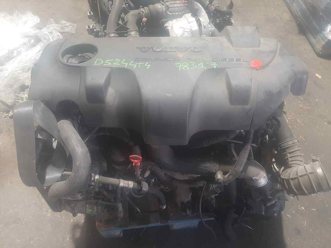Engine VOLVO V70 II (285) 16326629 | B-Parts