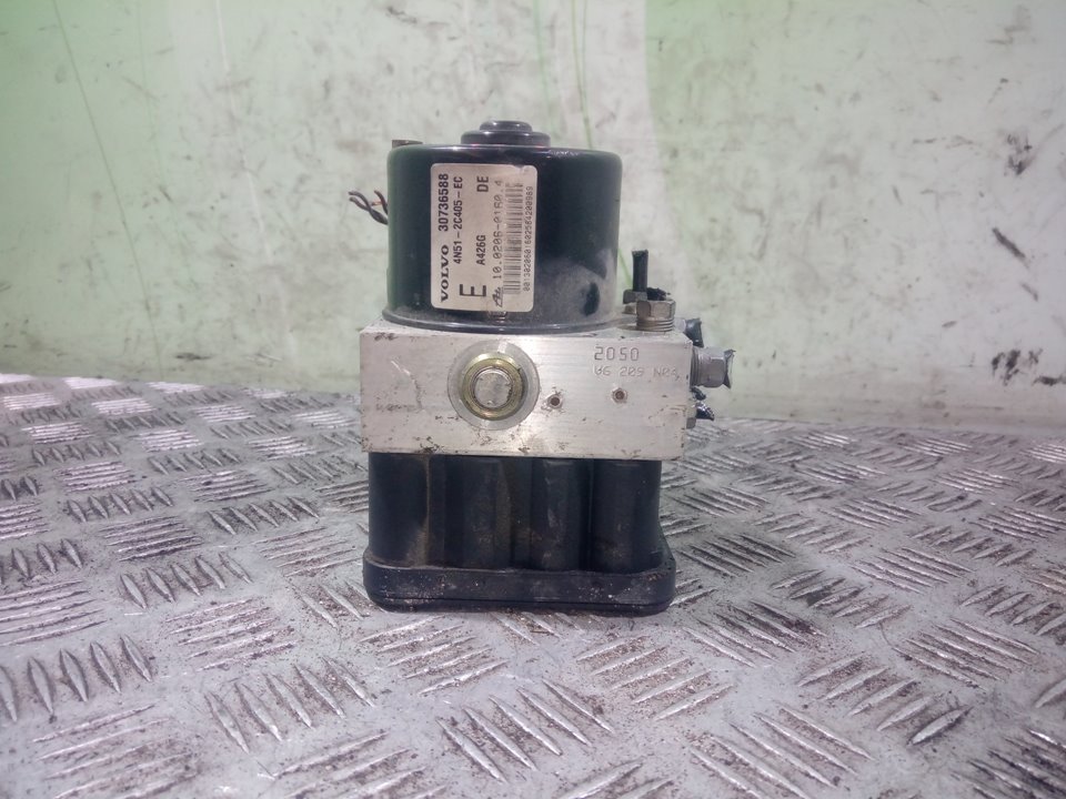 ABS pump VOLVO V50 (545) 2.0 D 10055653 | B-Parts