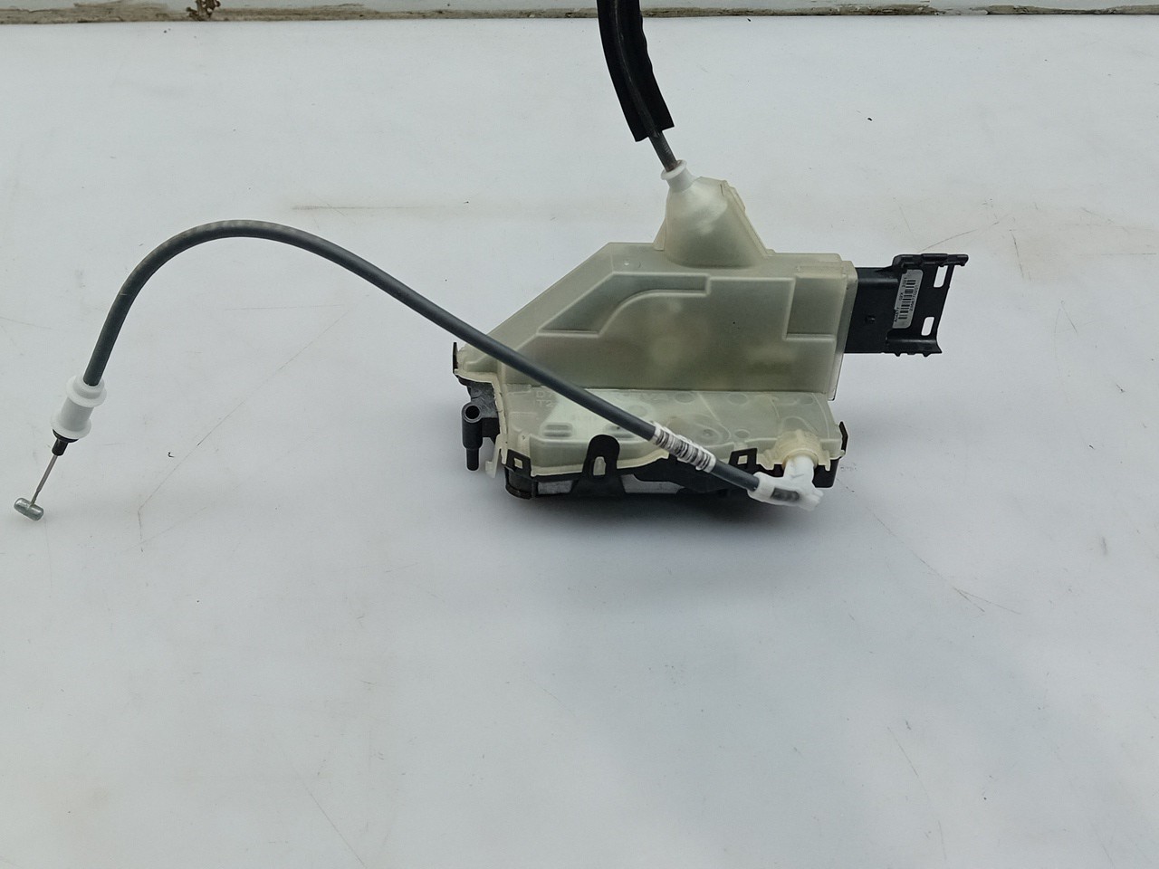 Rear right lock PEUGEOT 2008 II (UD_, US_, UY_, UJ_, UR_, UC_) 1.5 ...