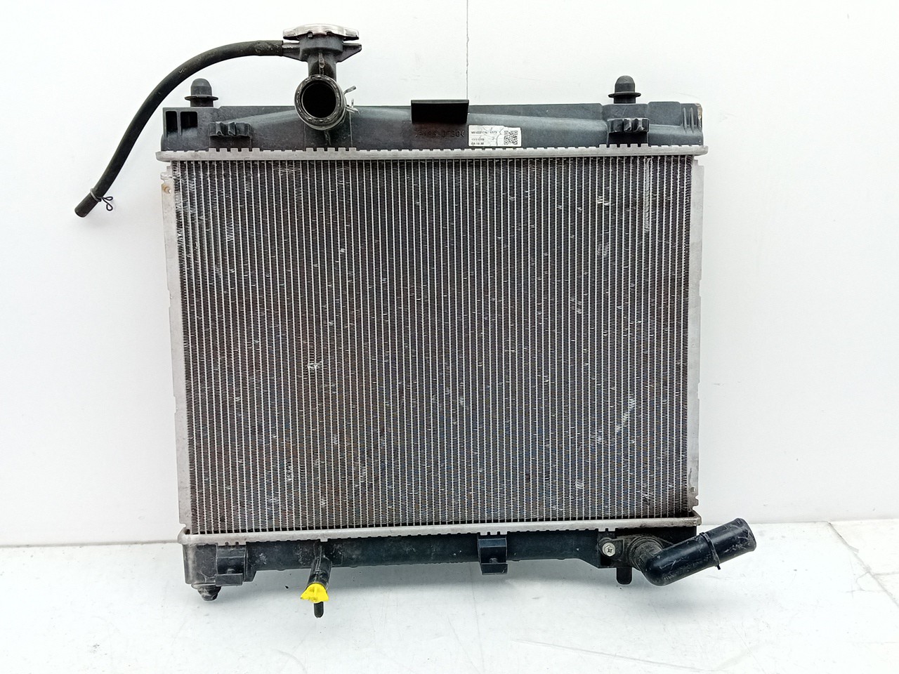 Water radiator TOYOTA YARIS (_P1_) 1.0 (SCP10_, SCP10R) 13715354 | B-Parts