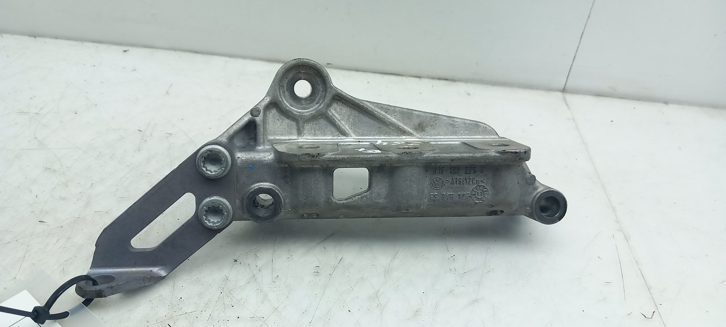 Engine mount VW POLO V (6R1, 6C1) 1.2 TSI 4999237 | B-Parts