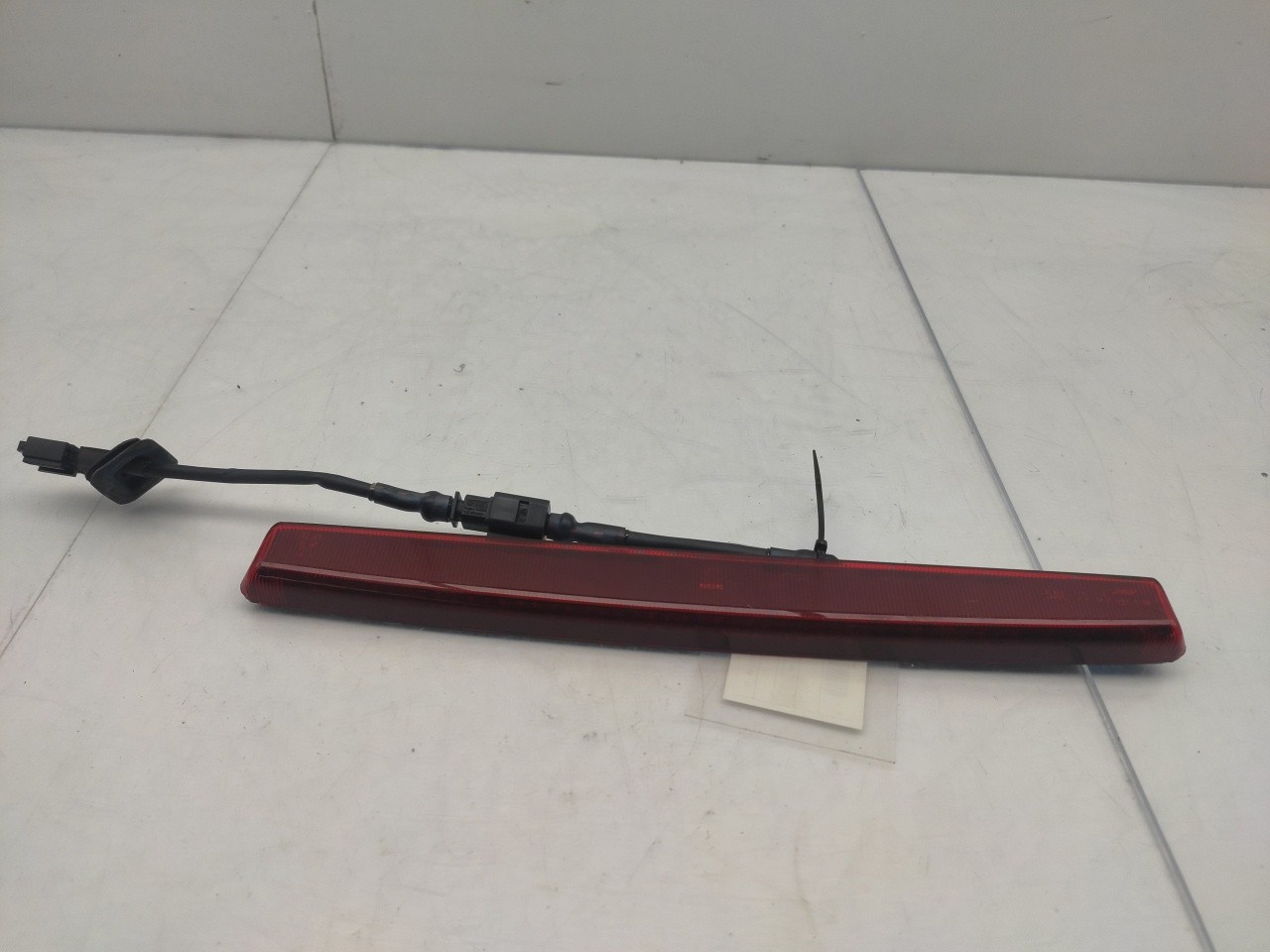 Third brake light VW GOLF VI (5K1) 4991563 | B-Parts