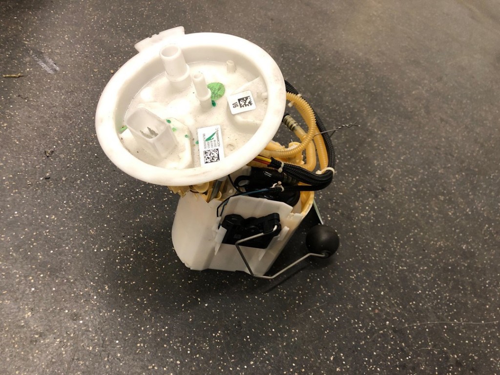 Fuel pump ALFA ROMEO GIULIA (952_) 2.9 Quadrifoglio (952AAM24) 12485348 ...