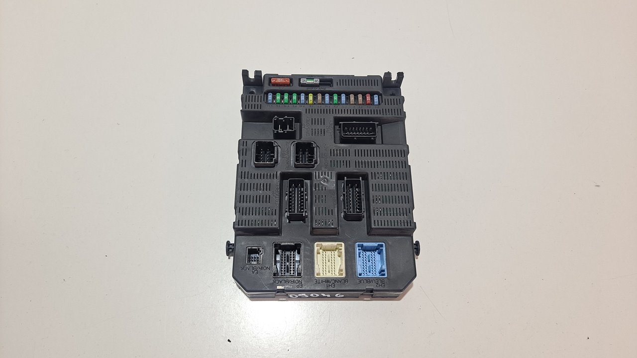 Fuse box CITROËN C2 (JM_) 9695387 | B-Parts