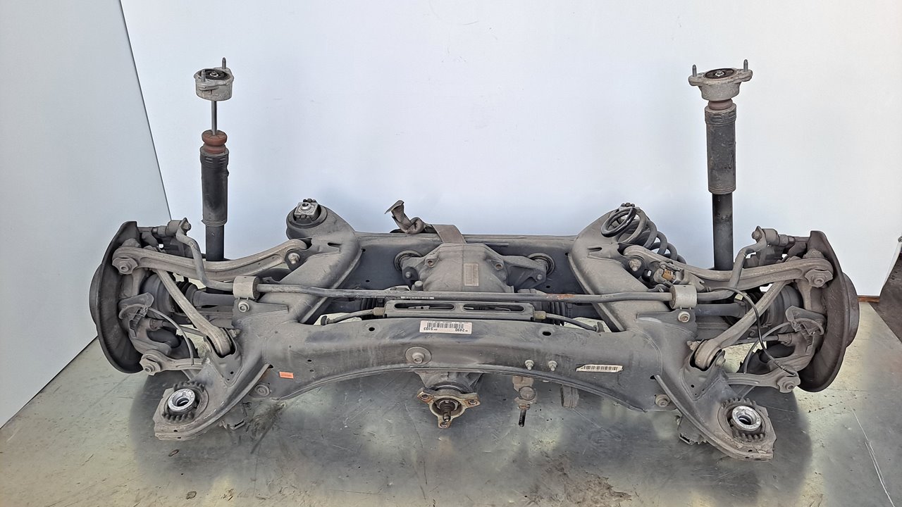 Essieu arrière MERCEDES-BENZ C-CLASS (W204) C 220 CDI (204.002) 7190833 ...