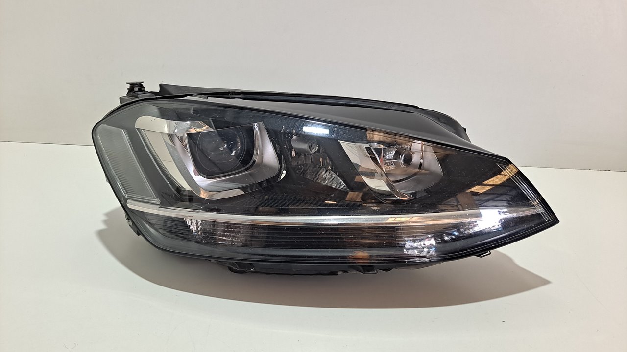 Right headlight VW GOLF VII (5G1, BQ1, BE1, BE2) 2.0 TDI 10349100 | B-Parts