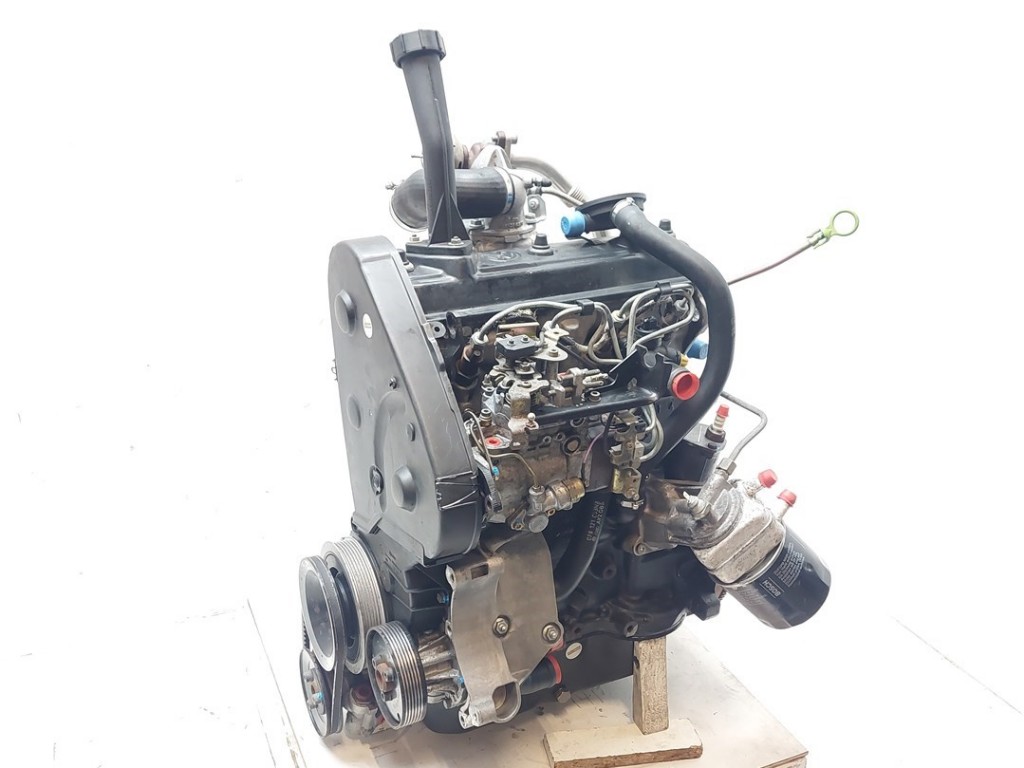 Engine VW TRANSPORTER T4 Van (70A, 70H, 7DA, 7DH) 1.9 TD 24016381 | B-Parts