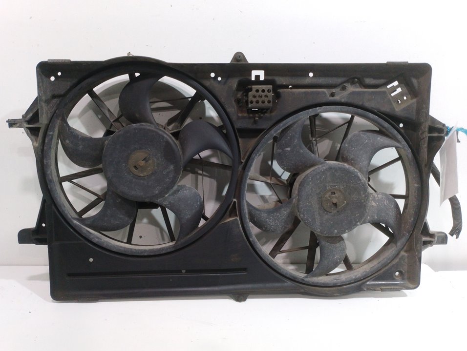 Radiator fan FORD FOCUS I (DAW, DBW) 1.6 16V 11011184 | B-Parts
