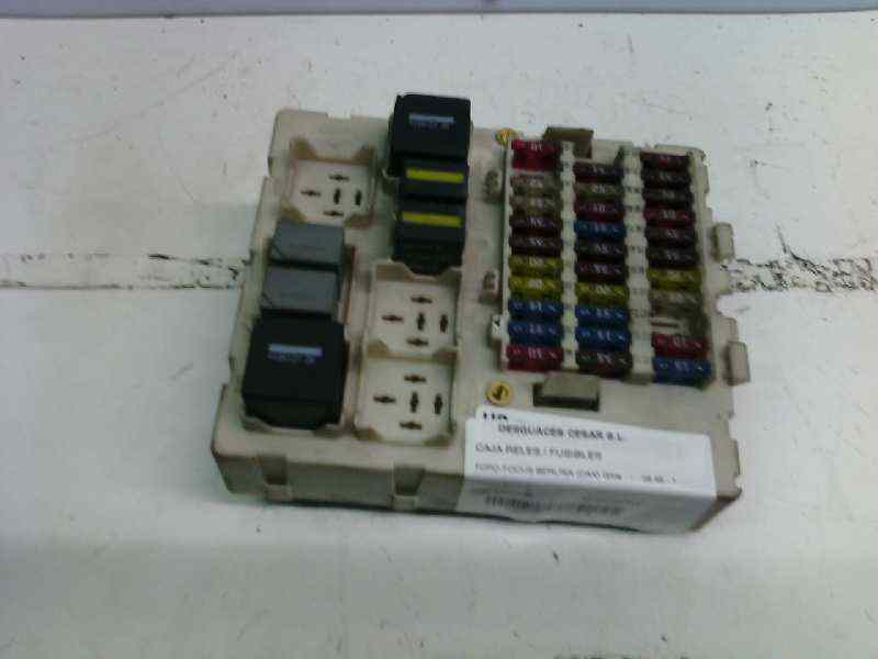 Fuse box FORD FOCUS I (DAW, DBW) 1.8 TDCi 5166585 | B-Parts