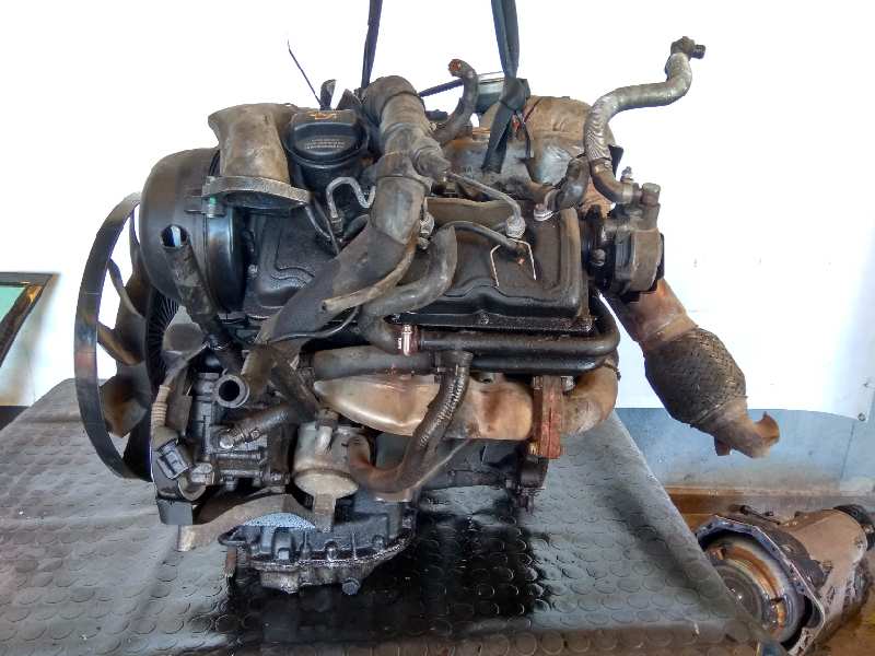 Motor VW PASSAT B5.5 Variant (3B6) 2.5 TDI 5307935 | B-Parts